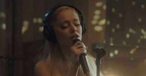 Ariana Grande Shared Her Advice For Her Yours Truly Self In A Qanda