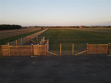 Booking Hedon Secure Dog Walking Field
