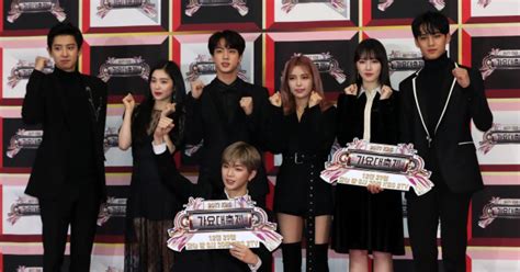 포토 찬열 아이린 정국 강다니엘 솔라 예린 민규 한자리에 모인 2017 Kbs 가요대축제 Mc들