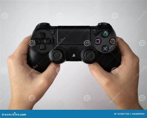 Uk October 2019 Sony Dualshock Playstation 4 Games Console Controller