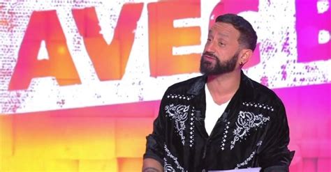 Tpmp Une Chroniqueuse Totalement Nue Et Ultra Sexy En Couverture Dun Magazine De Charme Tpmp Une Chroniqueuse Totalement Nue Et Ultra Sexy En Couverture Dun Magazine De Charme