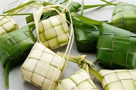 7 Kreasi Ketupat Unik Dengan Isian Yang Lezat