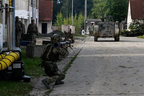 Украинские военные заявили что оказались в плену провоевав меньше суток