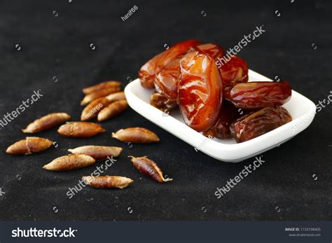 1614 Imágenes De Date Kernel Imágenes Fotos Y Vectores De Stock