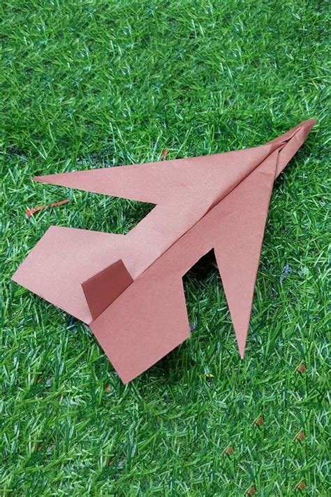 Learn How To Fold An Origami Jet