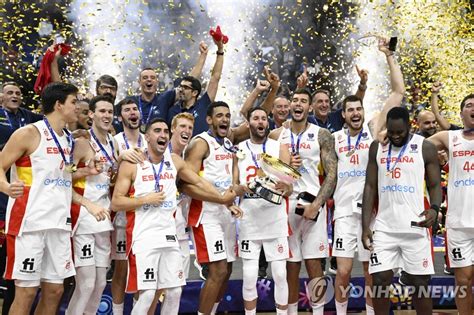 프랑스 꺾고 Fiba 유로바스켓 4번째 우승 차지한 스페인 연합뉴스