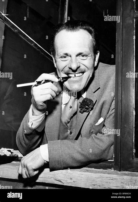 Actor Terry Thomas 60 Photos Moonagedaydreamfilm
