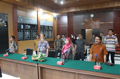 Pembinaan Teknis Dan Administrasi Yudisial Secara Virtual Oleh Ketua