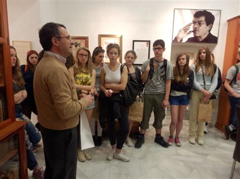 Visita de alumnos de intercambio a la Sala Joaquín Lobato Asociación