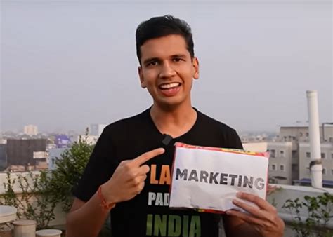 Revant Himatsingka Launches Label Padhega India Anthem To Challenge
