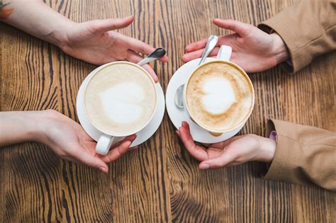 Frauen Die Kaffee Trinken Kostenlose Foto