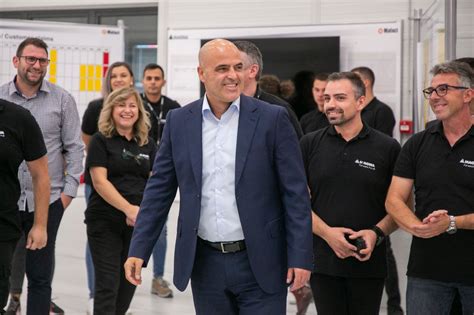 Официјално отворена „Магна Мирорс“ во ТИРЗ Струга предвидени 1 300 вработувања