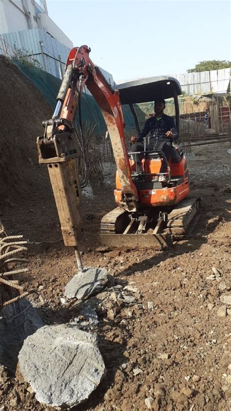 Mini Earthmover Hiring Service In Pune At Rs 9500 Day In Pune Id