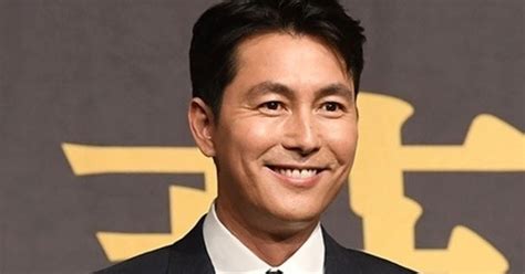 ‘혼외자 인정 정우성 일반인 女와 스킨십 사진 유출 확인 불가”