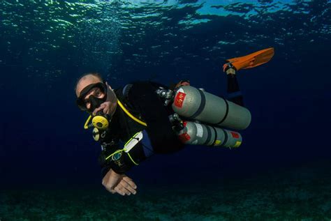 Sidemount Diving What Is It And Why You Should Try It