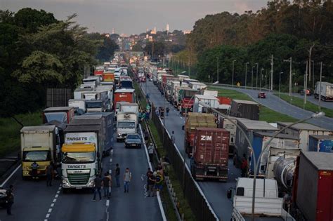 ANP atua para abastecimento de combustíveis diante de bloqueios setor