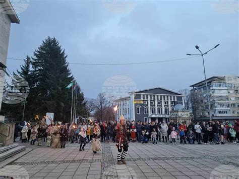 Обичаите за празника Сирни Заговезни пресъздадоха в Разград Утро