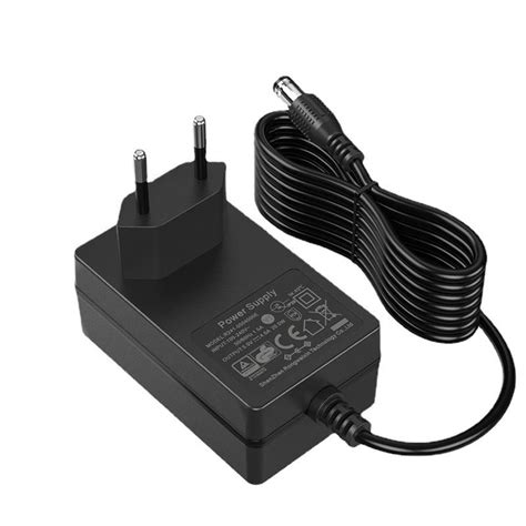 Адаптер питания 220 В переменного тока в постоянный для камер видеонаблюдения 12 В 1a штекер Eu