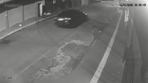 Vídeo Mostra Quando Motorista Mata Homem Atropelado E Foge Sem Prestar