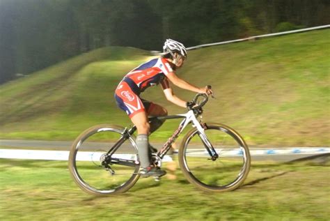 1日目 L1 優勝の宮内佐季子（clubviento） Cyclowired