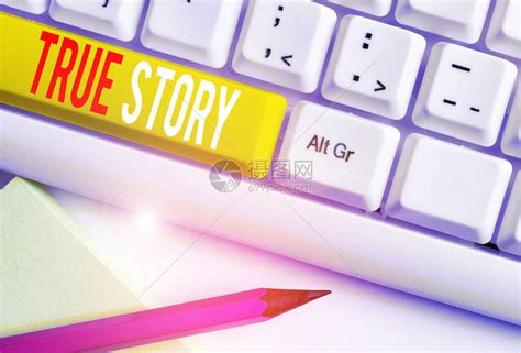 手写文字书写真实故事概念照片个人一生中的日常经历白色pc键盘高清图片下载 正版图片504393637 摄图网