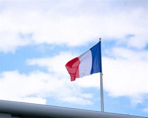 تمرة • Tmrrah On Twitter تمرة عاجل🚨 سفارة فرنسا العظمى🇫🇷ترسل