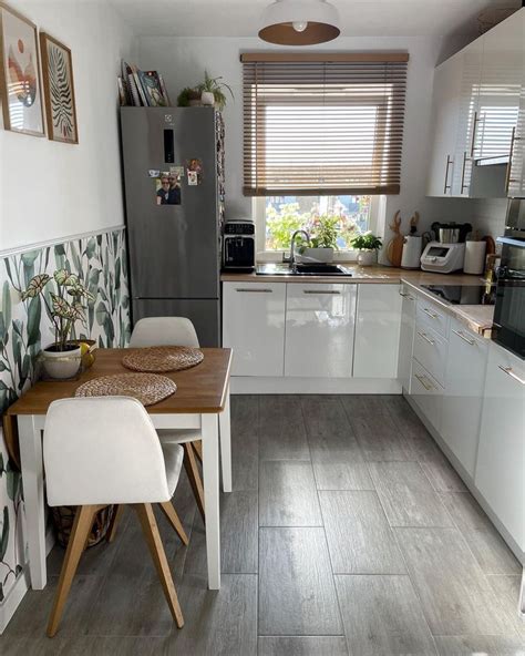 10 Must Try Kitchen Decorating Trends For A Modern Home Cucina Appartamento Piccolo Arredo