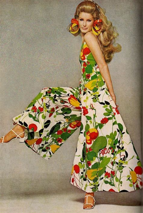 Aa0244f6bc1e97ccf0e78ff2861463b3 736×1099 Pixels Retro Fashion