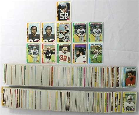 Lot Of 750 1978 Topps Football Cards With Jack Lambert Roger