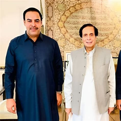 Meet The Principal Secretary To Cm Pervaiz Elahi Pakistan Defence
