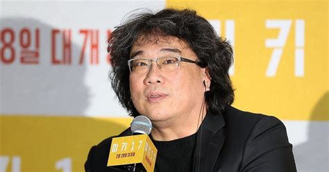 봉준호는 인종차별주의자” 태국 블랙핑크 팬들이 화났다···왜