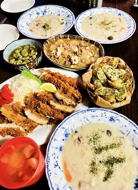 月乃 on Twitter こんばんは 白菜豆乳シチュー とんかつエビフライ そら豆煮 のり塩フライドポテト 今日は3時過ぎから