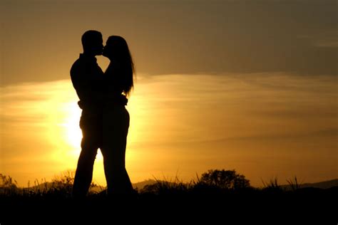 Conoce Cómo Será El Amor En Noviembre Según Tu Signo — Fmdos