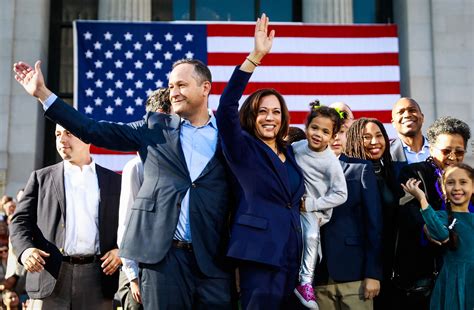 How Hollywood Shaped Kamala Harris And Doug Emhoffs Marriage Vanity Fair