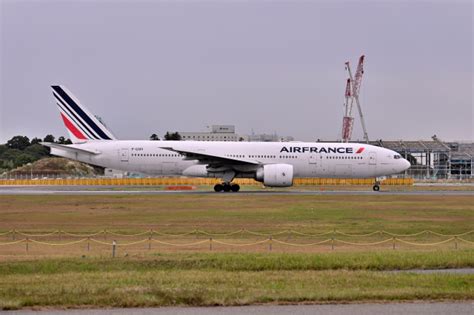 エールフランス航空 Boeing 777 200 F Gspi 成田国際空港 航空フォト By 雲霧さん 撮影2023年11月18日