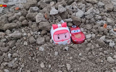 儿童玩具汽车：救护车，赛车，搅拌车，摩托车，消防车等 小柠檬玩具 小柠檬玩具 哔哩哔哩视频