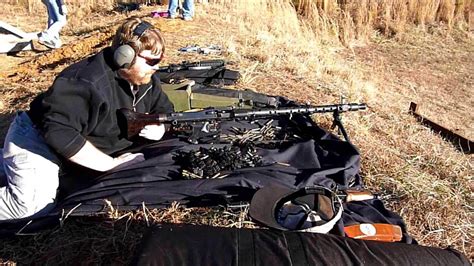 German MG34 - YouTube