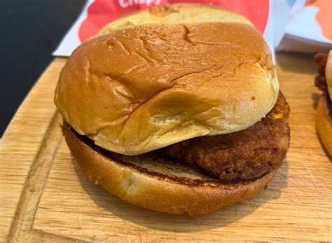 Mcdonalds Chick Fil A And Popeyes Chicken Sandwich Taste Test