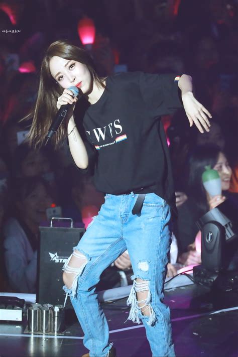 Moonbyul Mamamoo 4 Seasons Concert Mamamoo Moonbyul Moonbyul