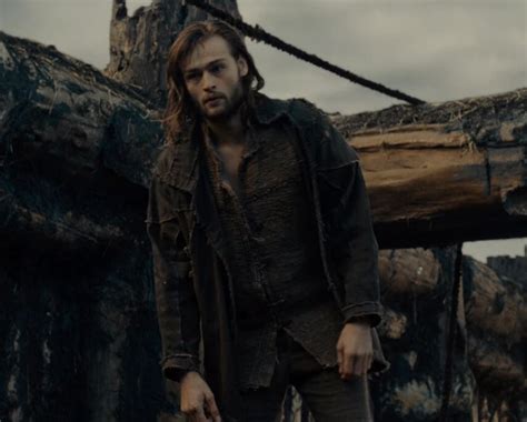 Douglas Booth Noah Hair