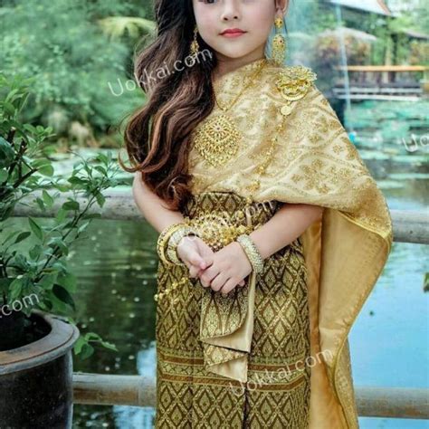 ชุดไทยสไบเด็กหญิง งานตัดเย็บปราณีต Shopee Thailand