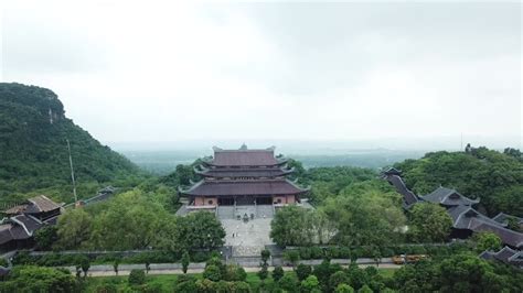 [video] kt le we re hiring on linkedin evizi teambuilding2022