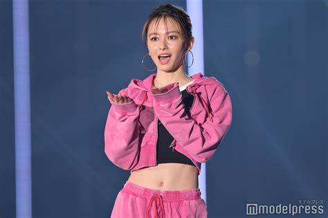 画像46 111 山本舞香＆hiro夫妻、三代目jsbライブ鑑賞 メンバーとのレア写真に反響「激アツ」「豪華すぎる」 モデルプレス