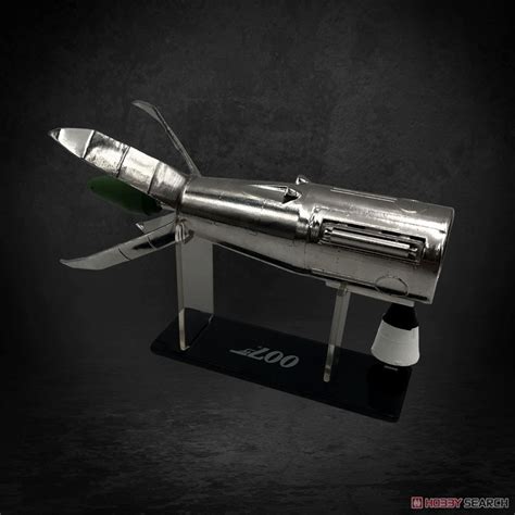 007は二度死ぬ バード1号 スケールプロップレプリカ 完成品 画像一覧