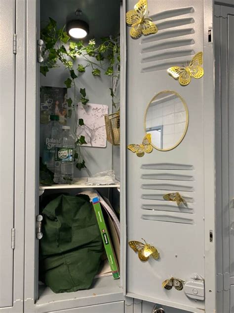 8 Cute Locker Decor Ideas Youll Want To Copy This School Year