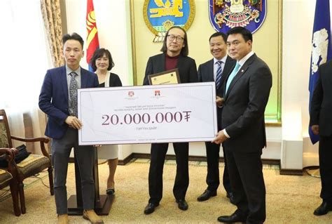 Үндэсний төв цэнгэлдэх хүрээлэн” байгуулах зураг төслийн уралдааны