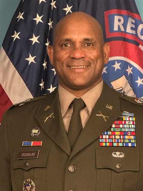 1st Recruiting Brigade Commander Us Army Recruiting Command Bio