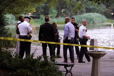 Dead Body Found Floating In Central Parks Harlem Meer