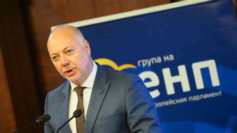 Желязков зове Радев да оттегли референдума за еврото News Bg