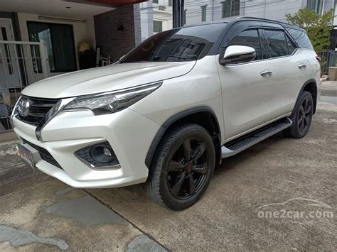 2018 Toyota Fortuner 28 ปี 15 21 Trd Sportivo 4wd Suv At For Sale On